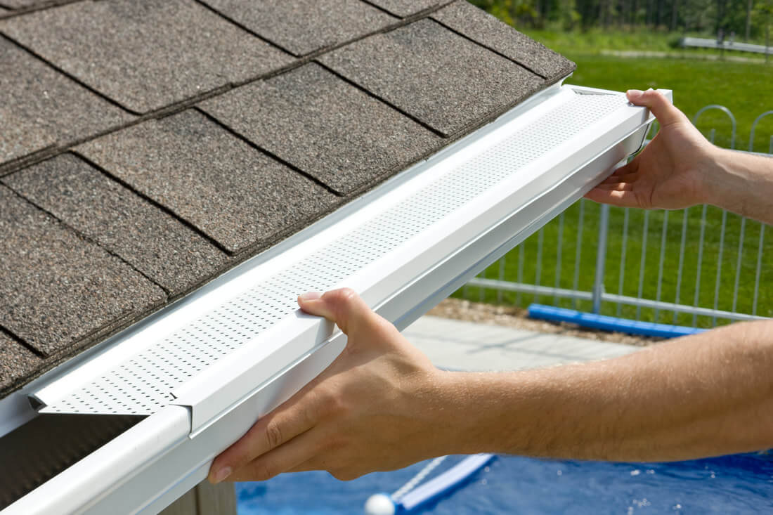 Home - Eavestrough Installation Oshawa, Whity, Ajax, Courtice, Bowmanville